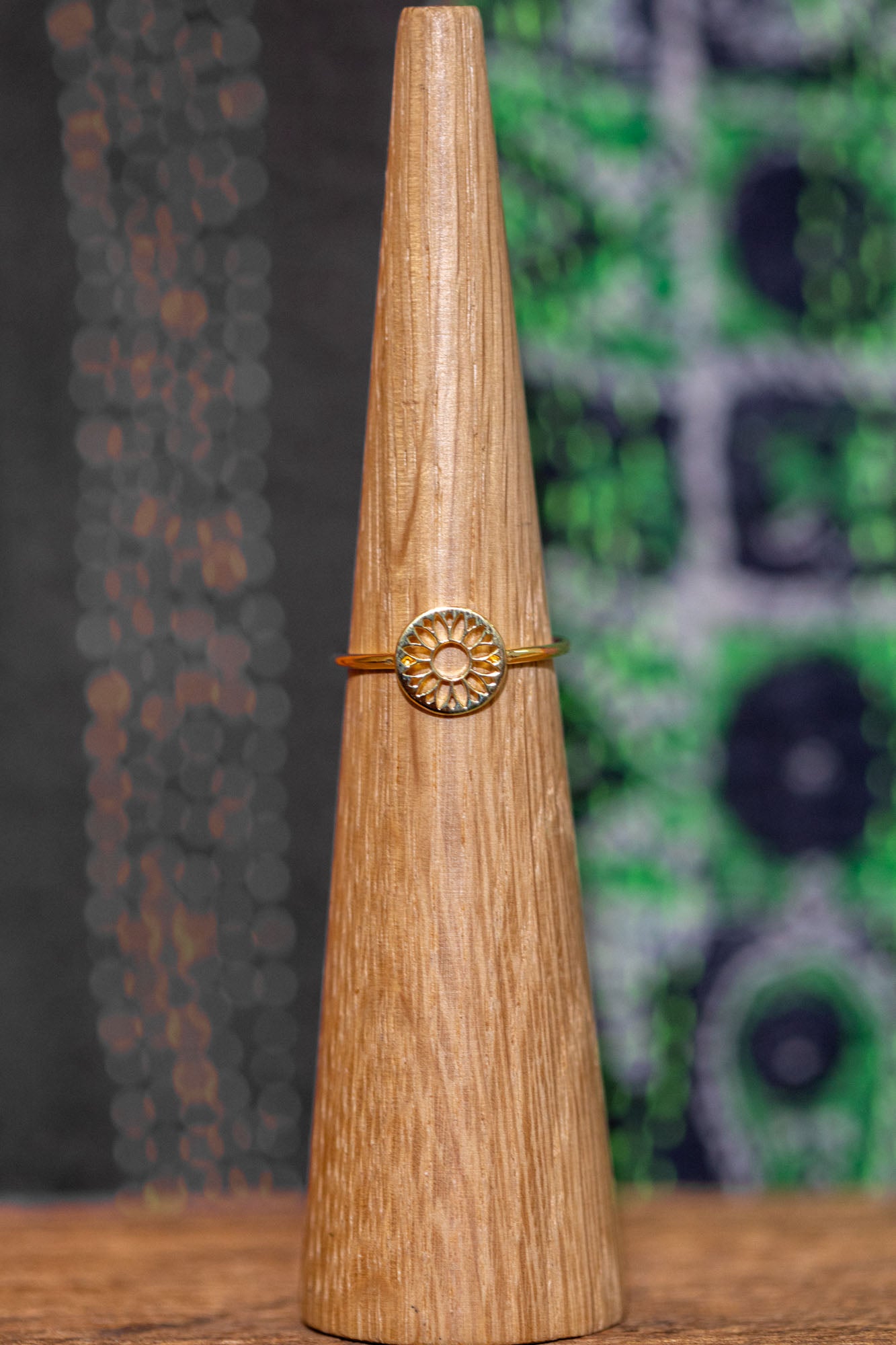 Gold Sunny Flower Ring – Tree of Life